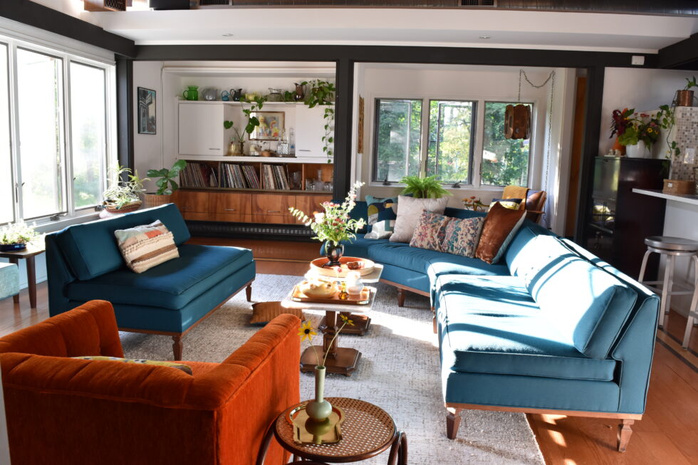 top 10 tips on The Art of Mixing Vintage and Modern Decor - Brand-Eye Home